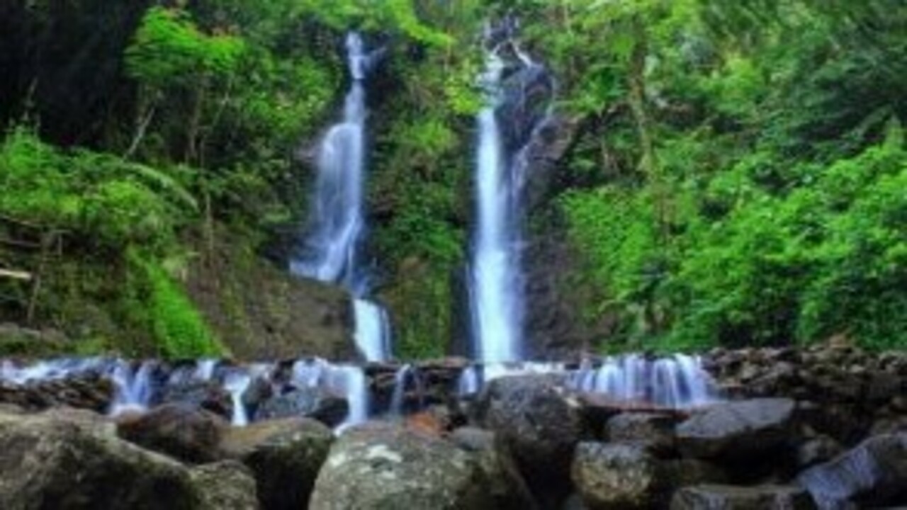 5 Rekomendasi Curug di Daerah Bogor dengan Pemandangan Eksotis - OKKuy.com